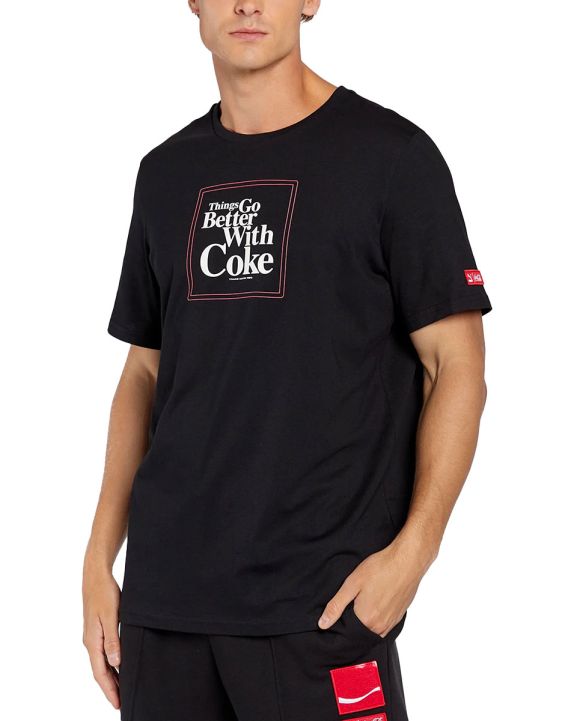 PUMA x Coca Cola Graphic Regular Fit Tee Black на ТОП цена в Dress4less